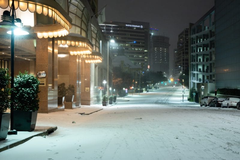 Dallas Snow 2021, Photos Of Downtown And Deep Ellum At Night